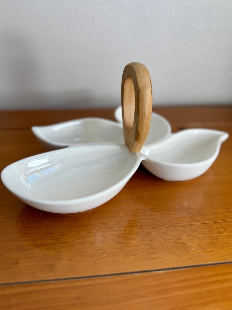 Brandani Porcellana Italy Octupus-white-porcelain-bamboo-hors-d-oeuvre ...