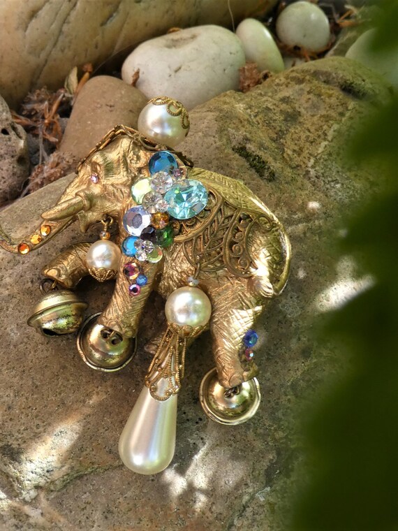 Brooch, elephant, vintage - Gem