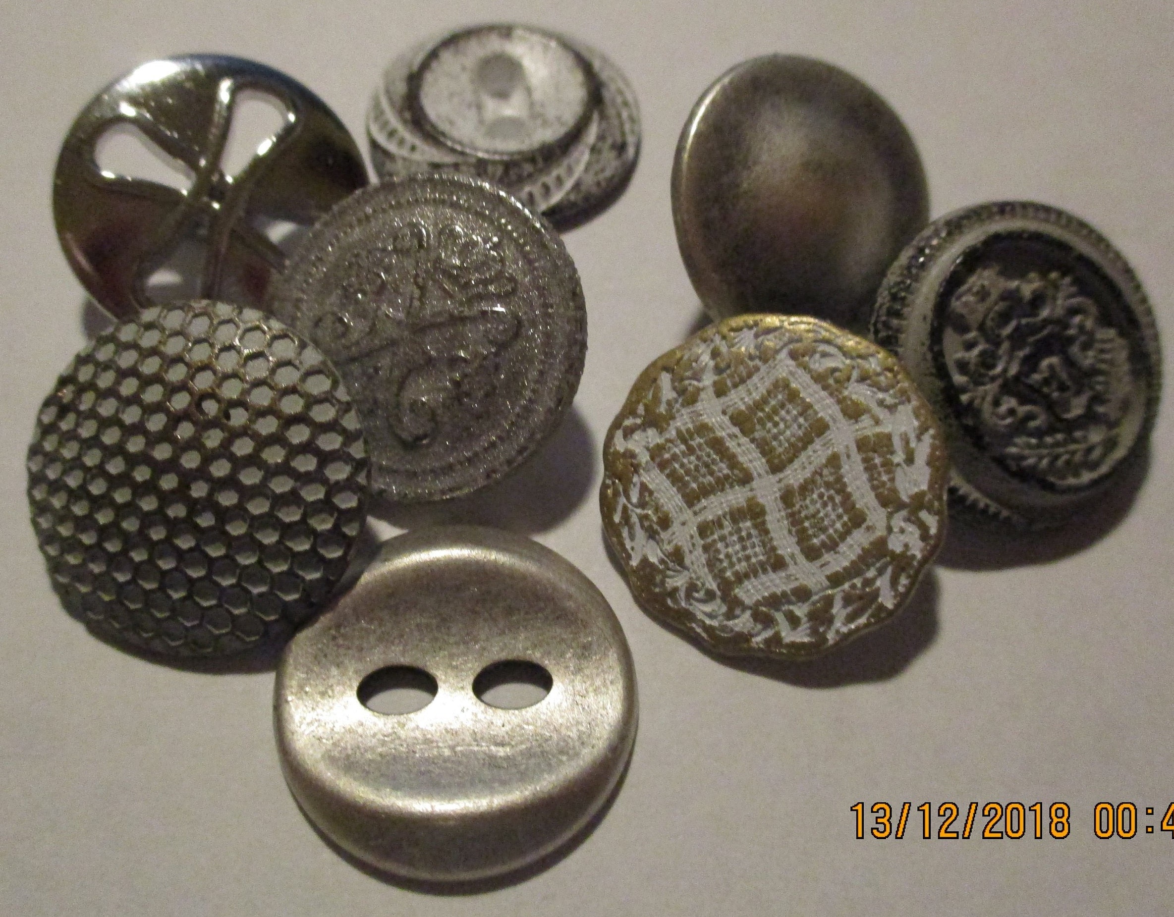8 tipos de botones para elegir, 8 piezas cada uno, botón de metal ...