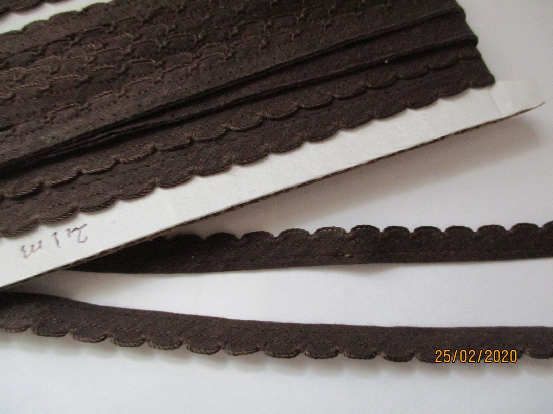 2 M Narrow Border, Slightly Elastic, Neaten Hem/edge, 1 Cm, Scalloped ...