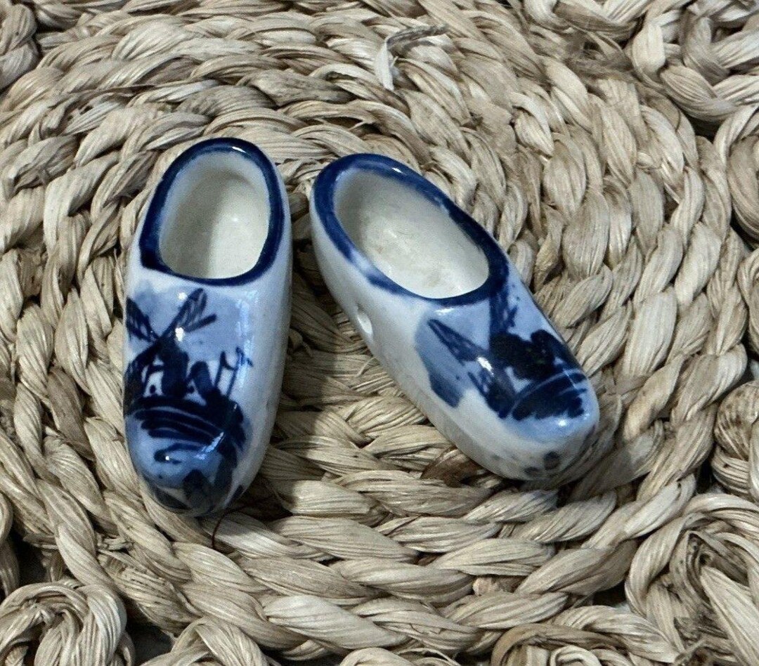 Vintage Solvang Delft Blue Mini Ceramic Dutch Shoes Clogs Pair Hand ...