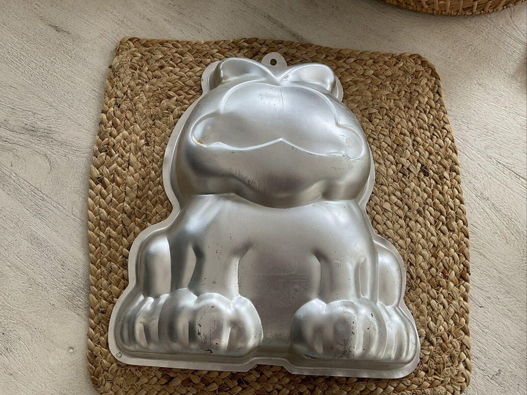 Wilton 1978 Garfield Cat Cake Pan Baking Mold 502-9403 - Etsy