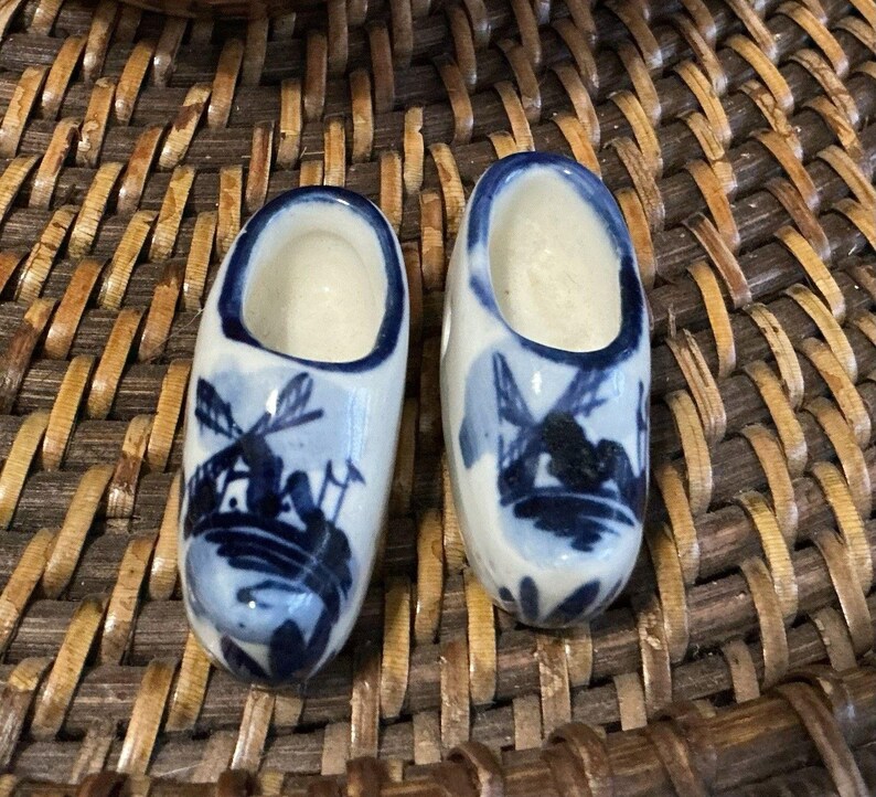 Vintage Solvang Delft Blue Mini Ceramic Dutch Shoes Clogs Pair Hand ...