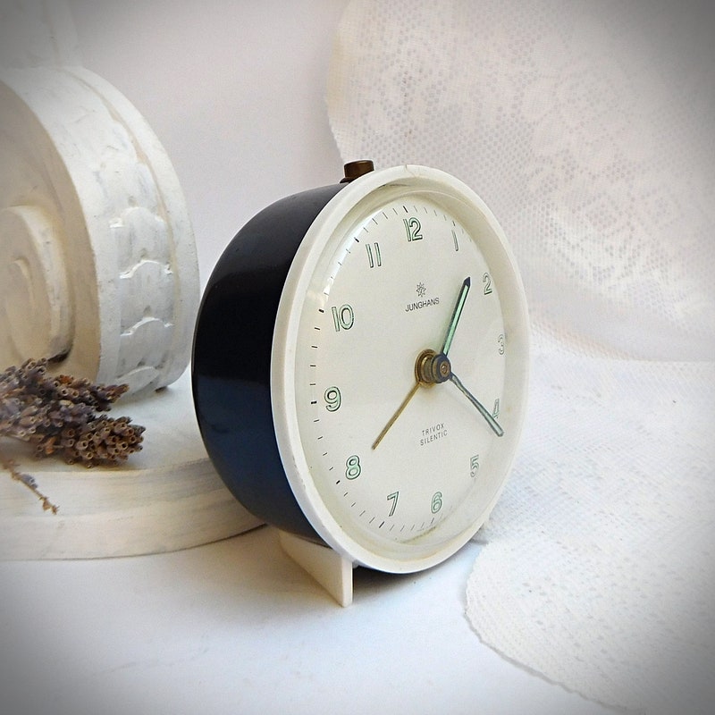 Vintage junghans trivox silentic alarm clock - Etsy.de