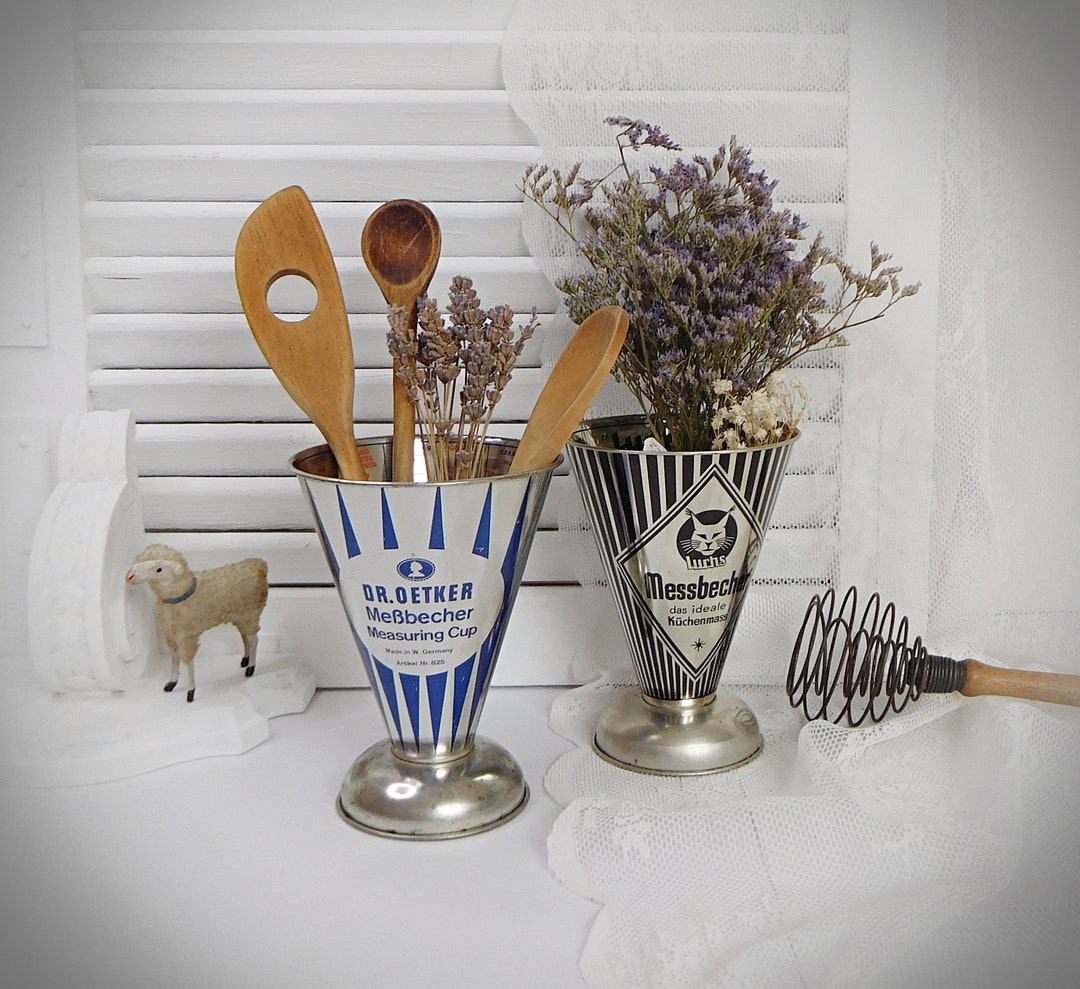 Old Measuring Cup Lynx and Dr. Oetker, Measuring Cup, Old Kitchen ...