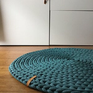 Chunky and Fluffy Crochet Round Rug, Handwoven Carpet With a Minimalist ...