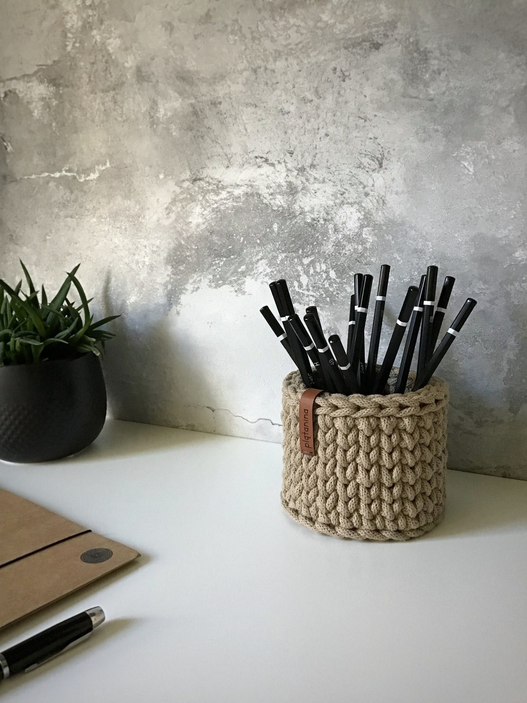 Pen Holder for Better Organization and Storage, Simple Minimalist ...