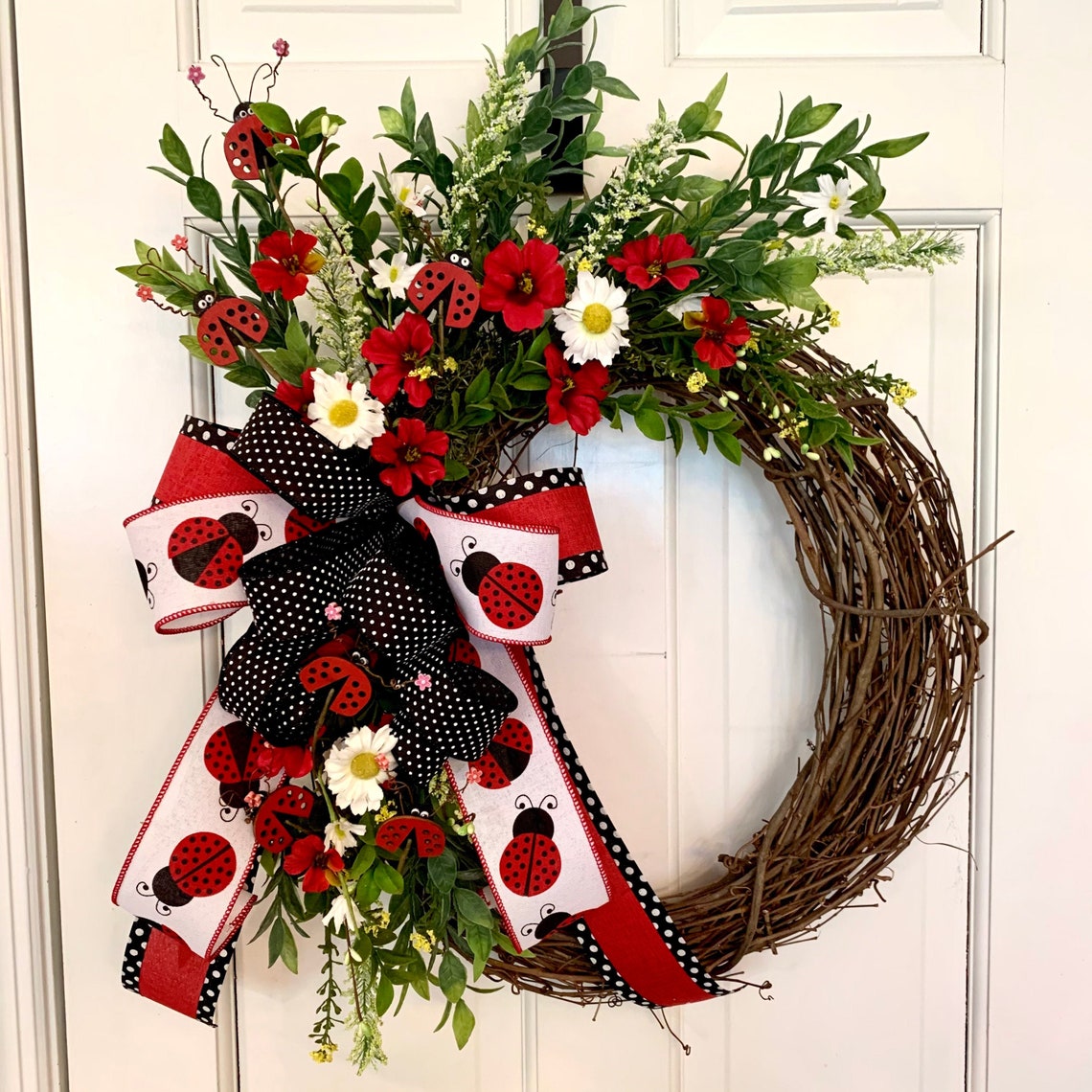 Everyday Ladybug Farmhouse Wreath Rustic Summer Porch Decor - Etsy