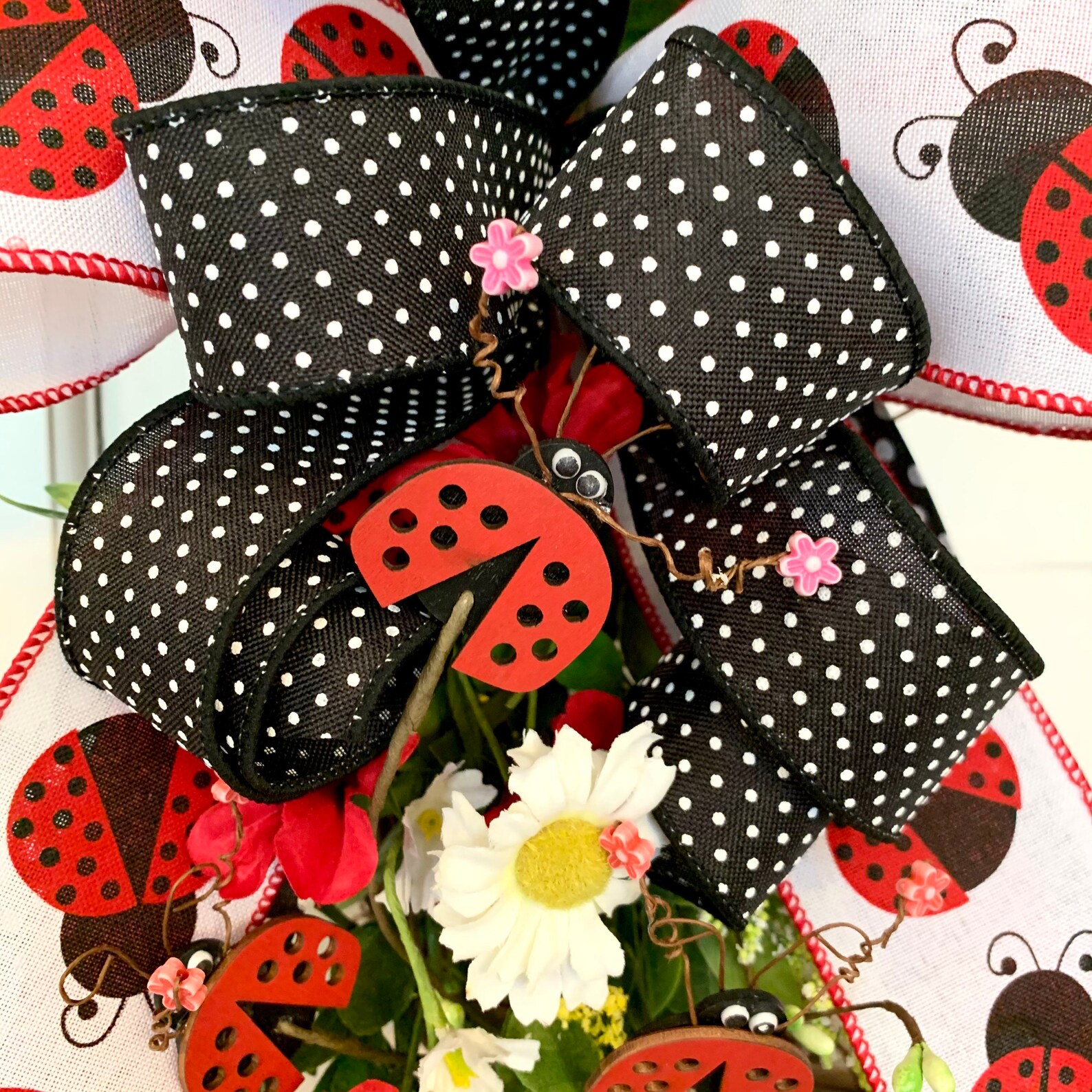 Everyday Ladybug Farmhouse Wreath Rustic Summer Porch Decor - Etsy