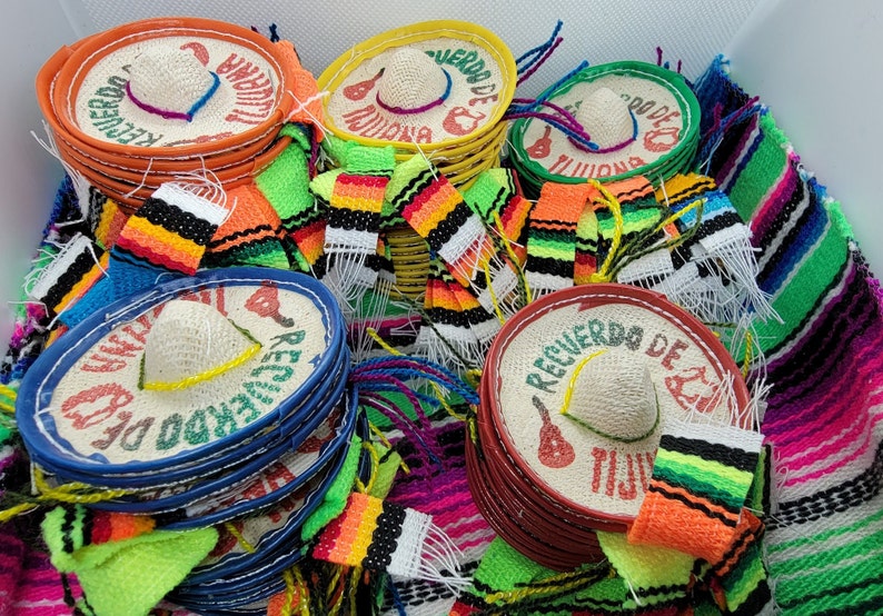 Mini Sombrero Lot With Sarape Blanket: Mexican Fiesta Decor (2-3 Inch ...