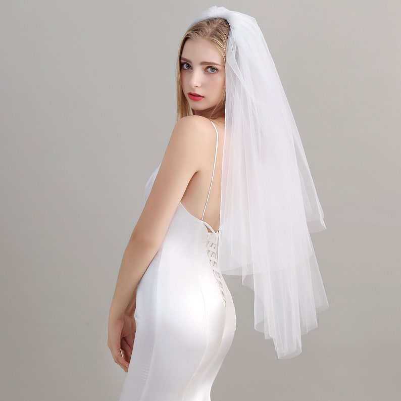 Two-tier Airy Elbow Veil With Raw Edge, Bridal Veil With Comb, Two ...