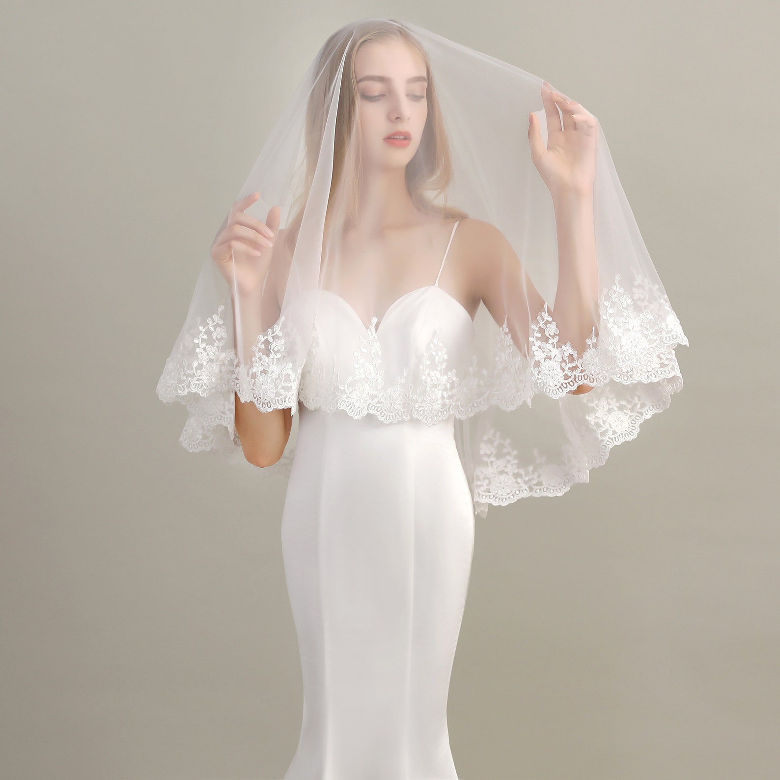 Fingertip Wedding Veil, Lace Trim Bridal Veil, Single Layer Veil ...