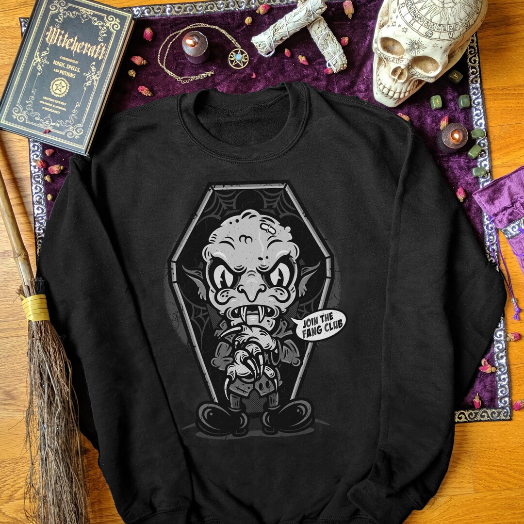 Nosferatu Vintage Cartoon Sweatshirt Classic Horror Sweater Halloween ...