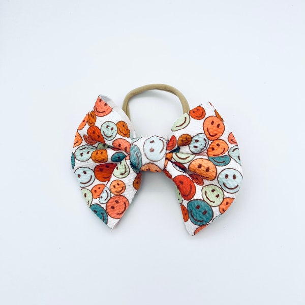 Smiley Face Bow - Etsy