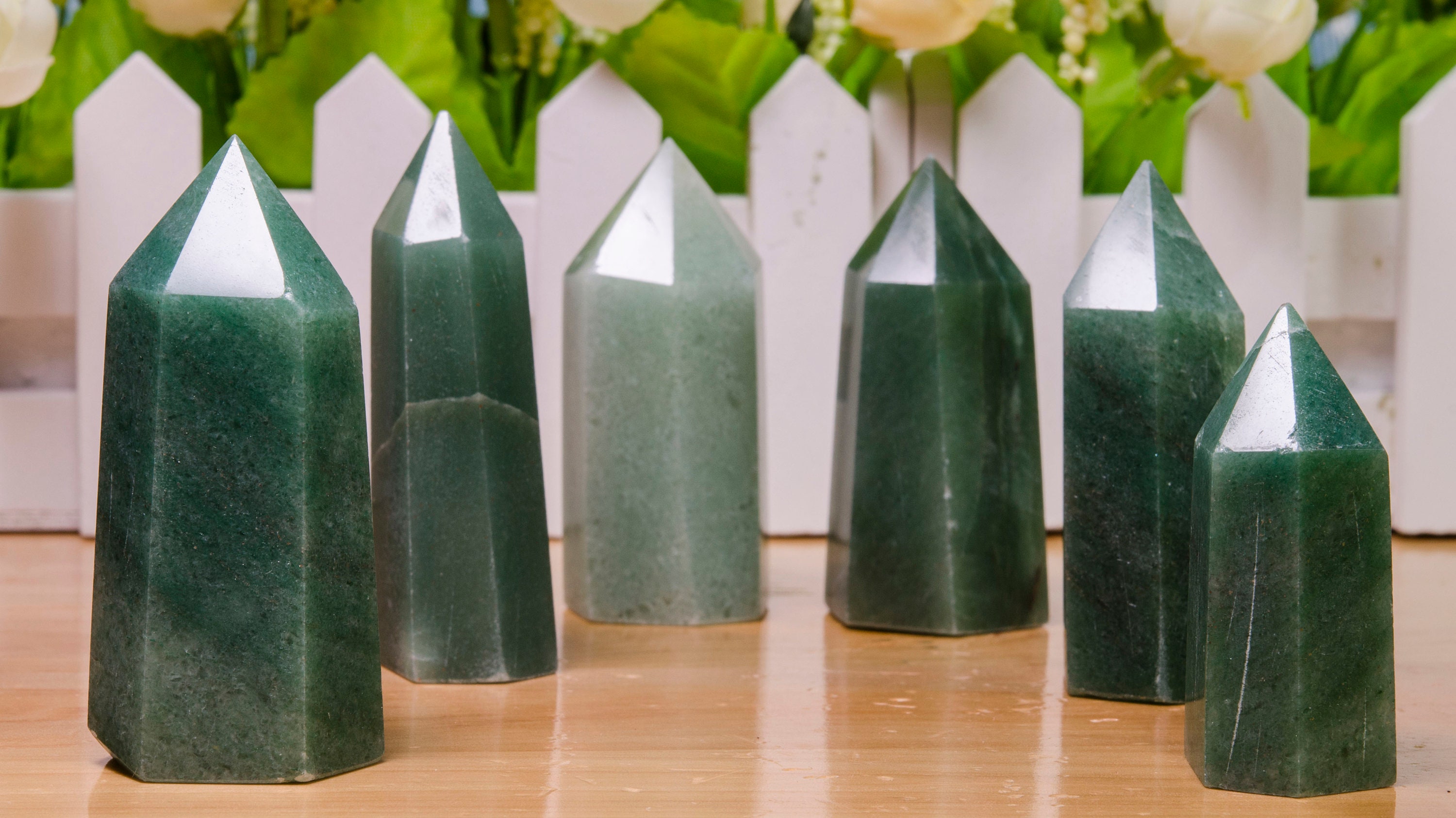 Green Aventurine Tower Rare Beautiful Natural Gemstone Green Stone ...