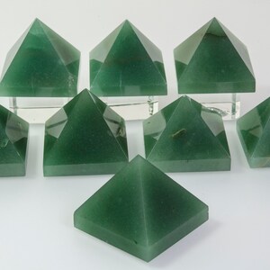 Wholesale Green Aventurine Pyramid Rare Beautiful Natural Gemstone ...