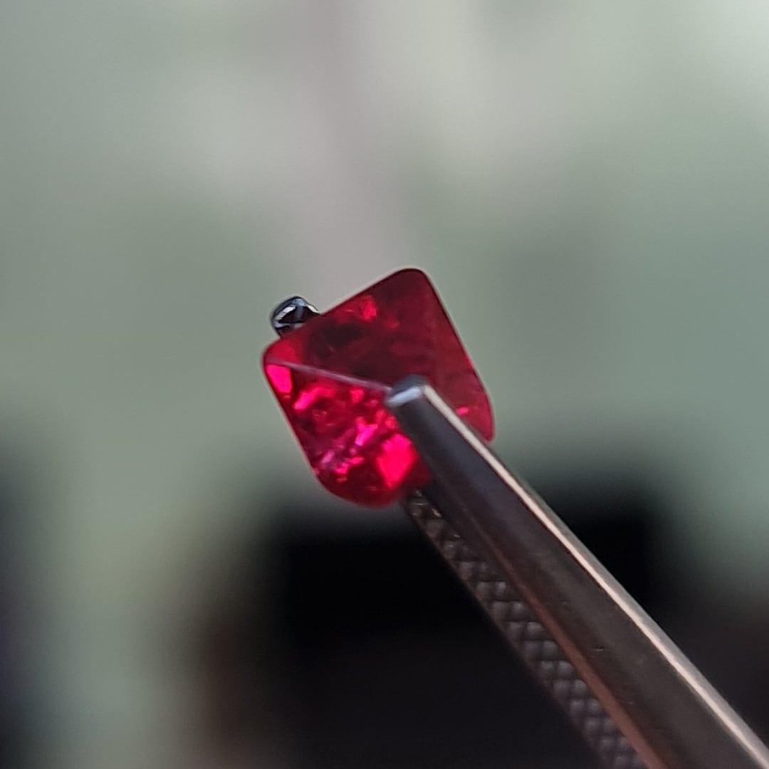 Natural Spinel Octahedral Crystal, Natural Red Spinel Crystal From ...