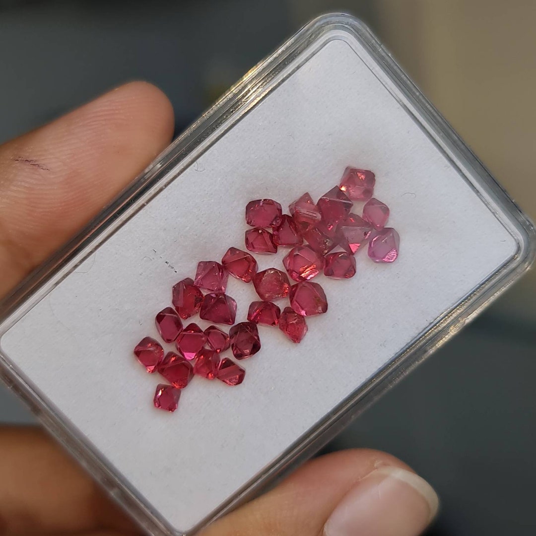 Jedi Spinel Octahedral Crystal, Natural Red Spinel Crystal From Burma ...