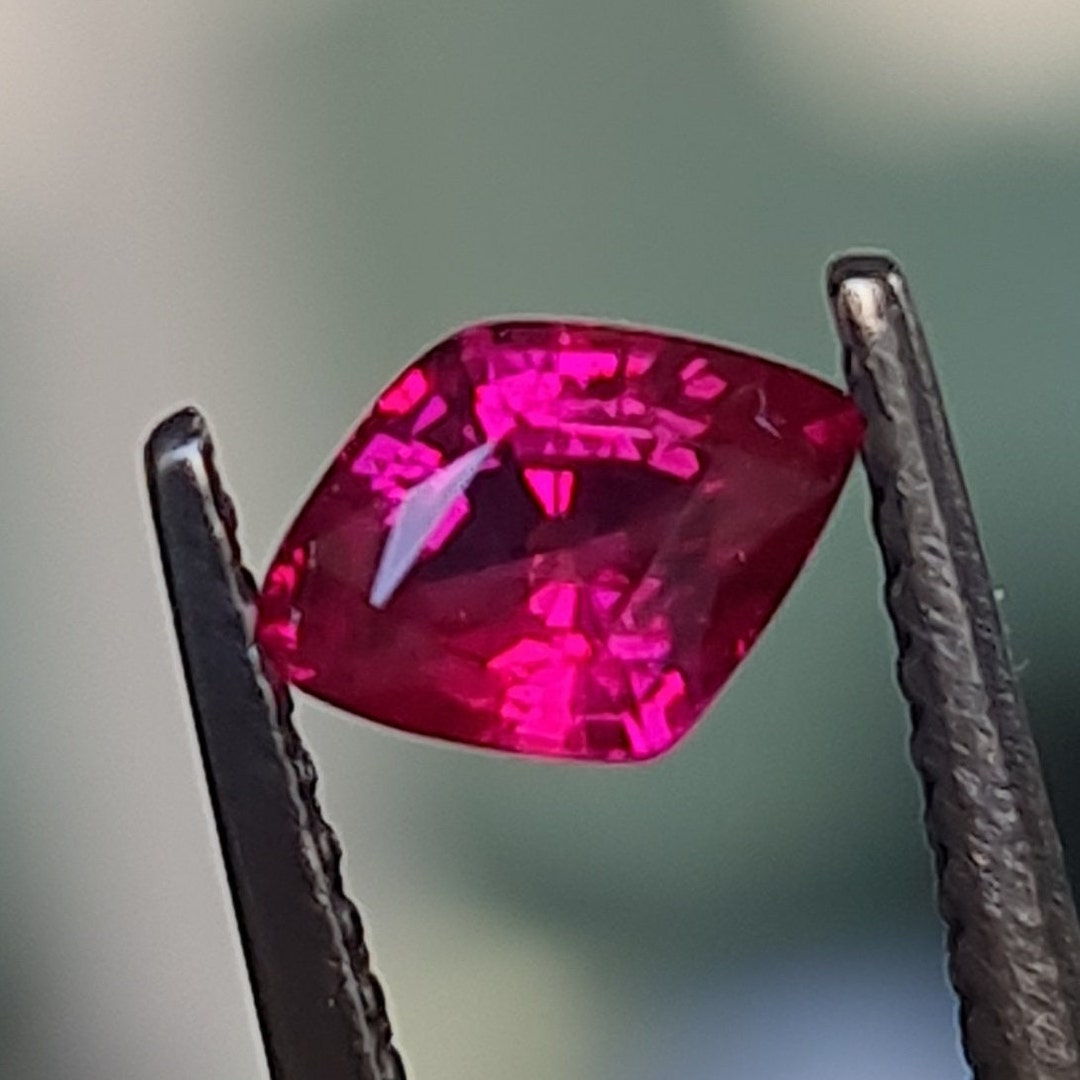 Natural Ruby 0.70ct, Vivid Pink Red, Diamond Shape. Excellent Color Cdn ...