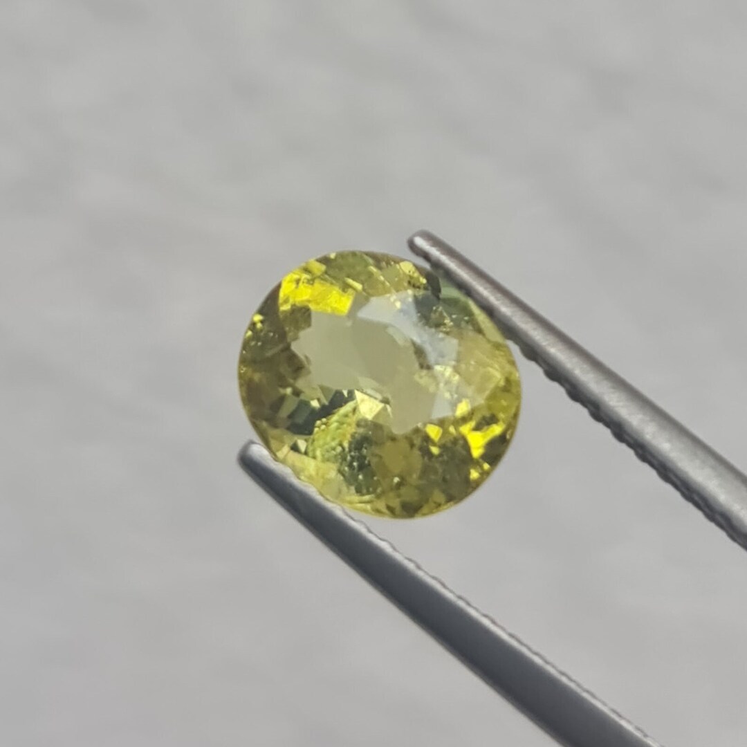Vivid Lime Chrysoberyl, 1.56ct. Rare Color Gemstone. No Treatment, Oval ...