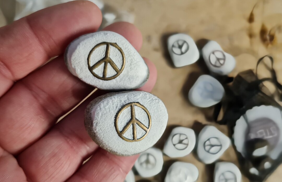 Gift Set, Double peace Symbol, Pebble With Jewelry - Etsy