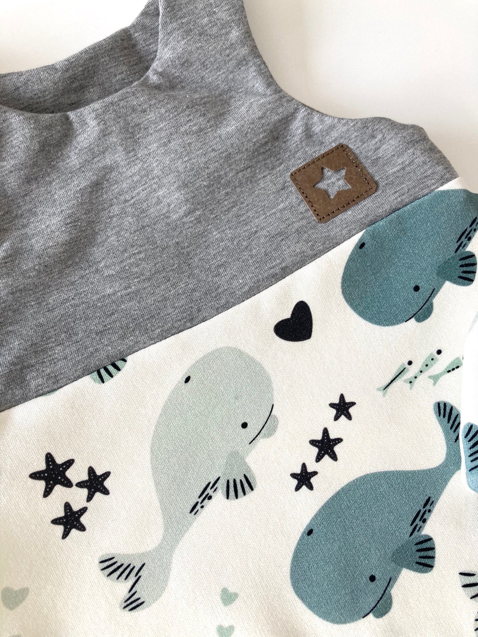 Strampler Baby Wale | Etsy