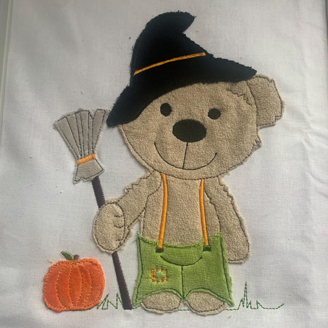 Embroidery File Doodle Teddy Bear, Halloween, Autumn, Pumpkin Machine ...
