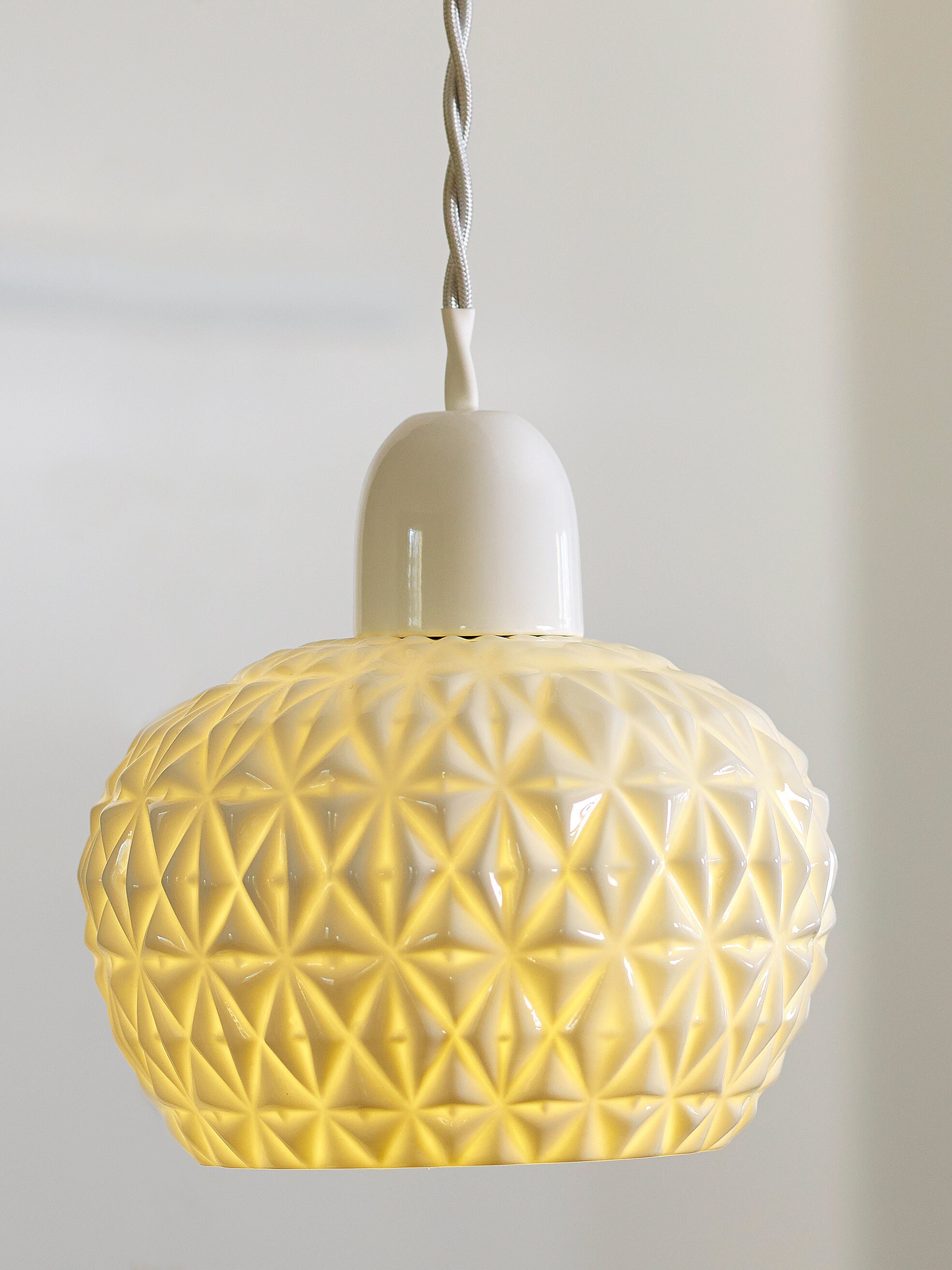 Fancy Round Ceramic Pendant Light - Etsy UK