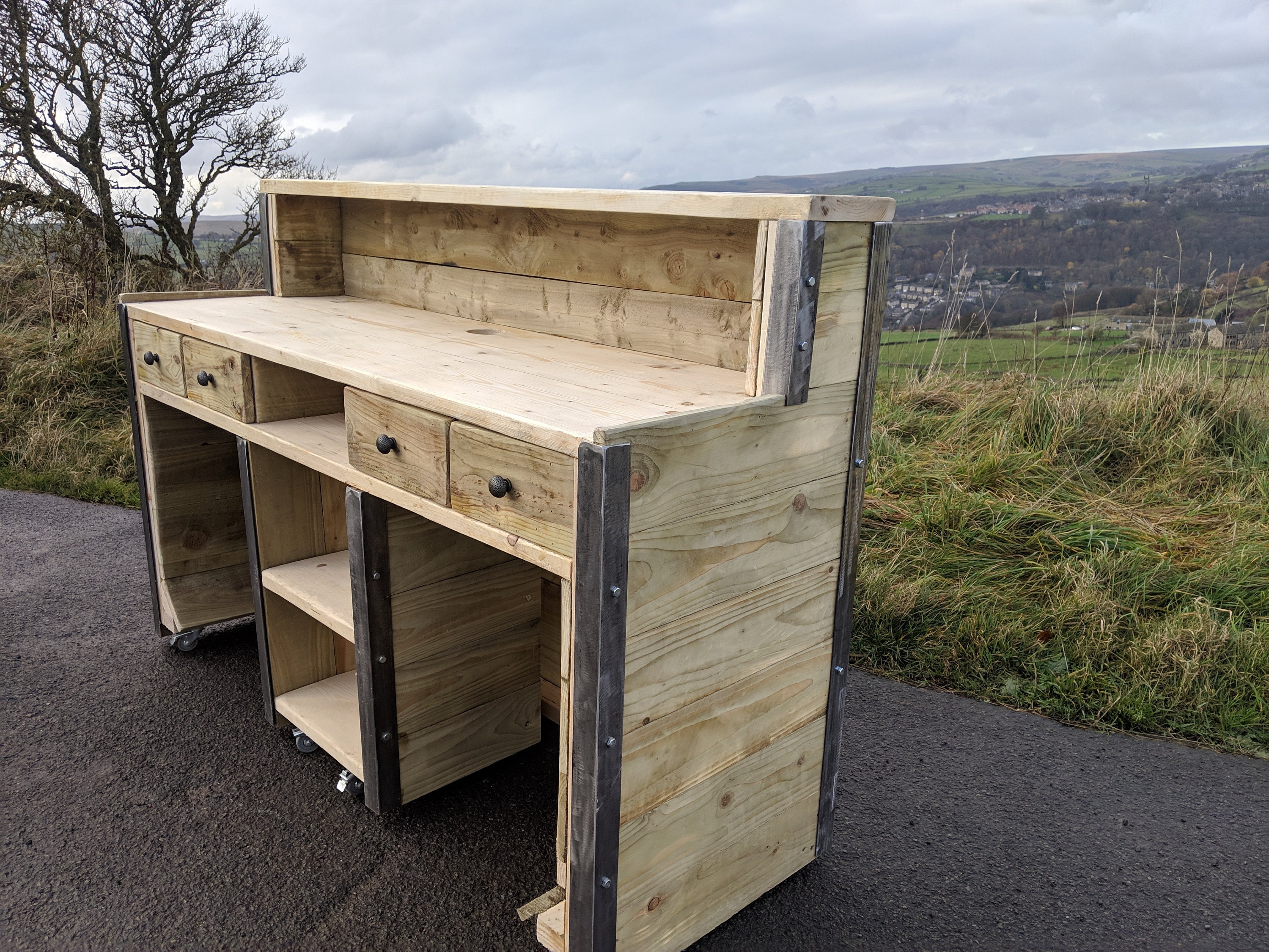 Reception Counter, Counter With Drawers, Counter for Restaurant ...