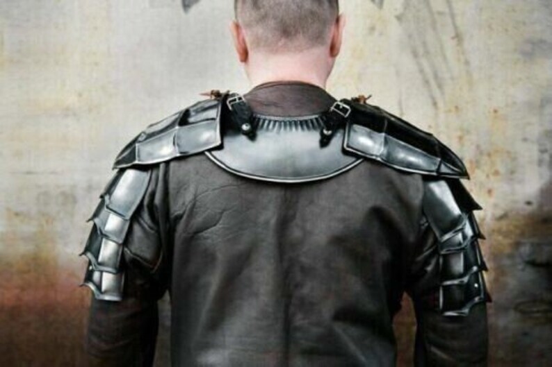 Medieval Berserk Guts Shoulder Armor Pair of Pauldrons and Metal Gorget ...