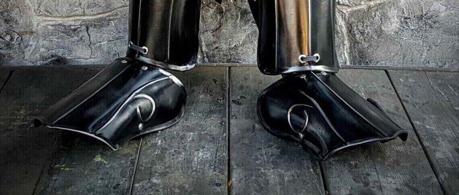 Medieval Leg Greaves LARP Steel Dwarven Leg Knight Greaves Armor ...