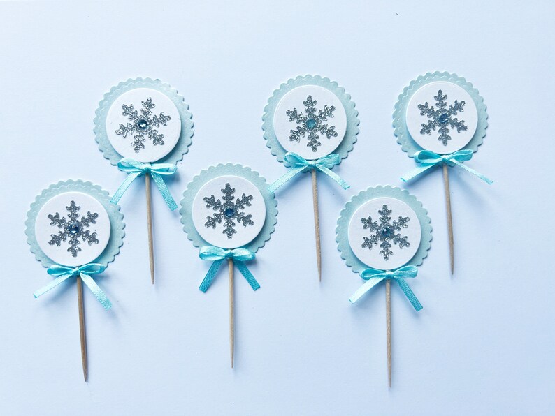 Winter Wonderland Cupcake Toppers: Snowflake Party Decorations - Etsy