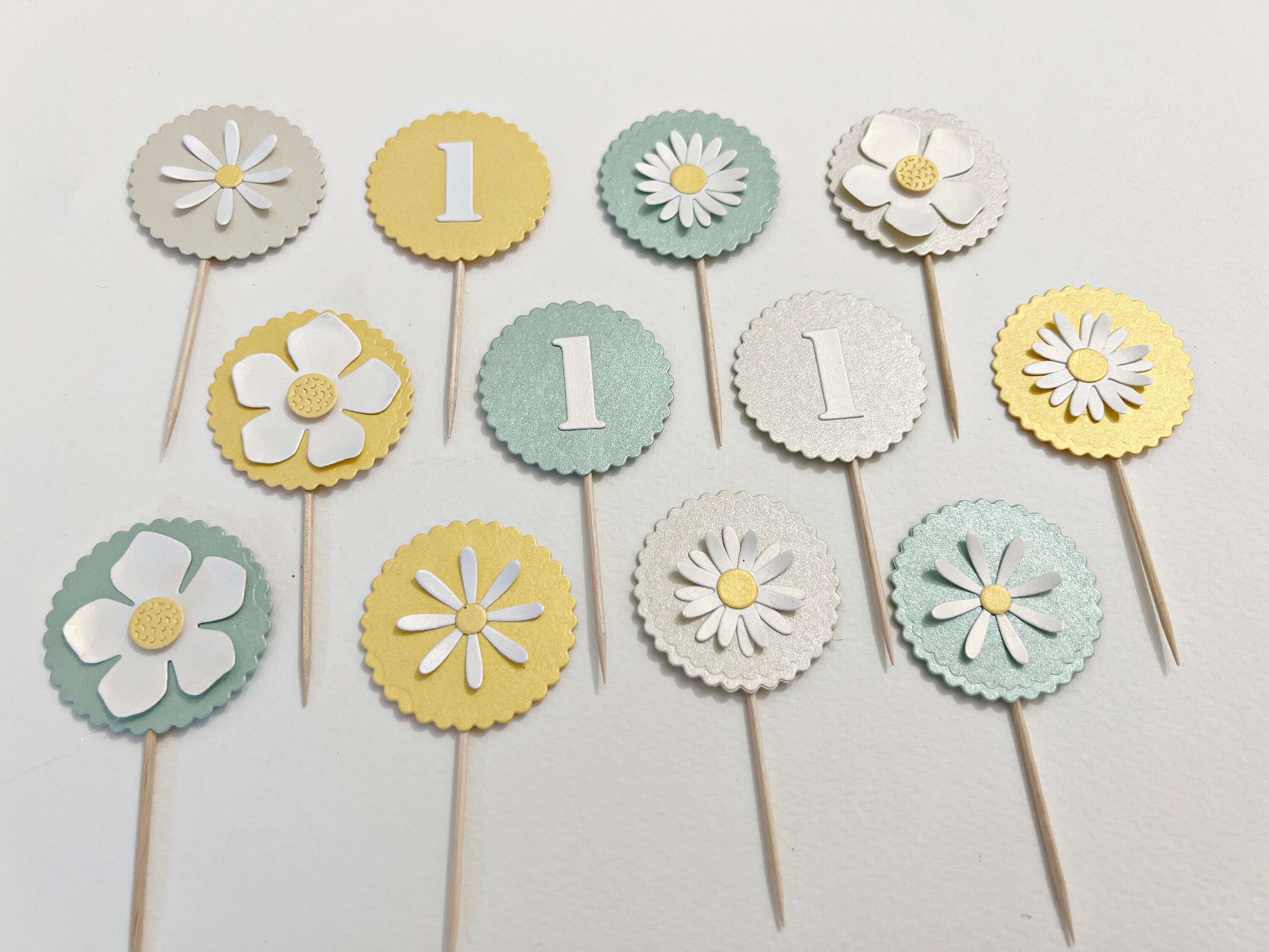 Daisy Cupcake Toppers Daisy Party Decorations Daisy 1st - Etsy
