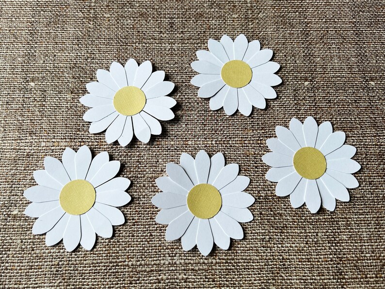 3 Daisy Cardstock Cutouts daisy Theme Party What Will - Etsy
