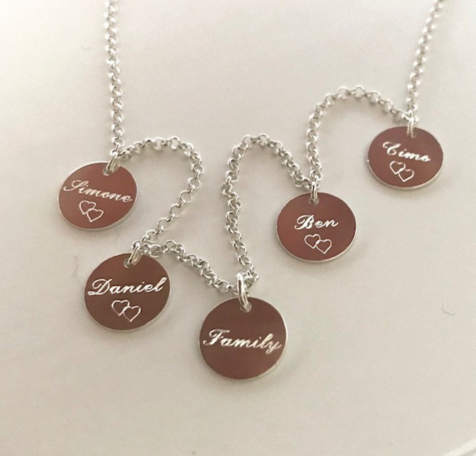 Collar de la familia de la cadena de plata con 5 colgantes | Etsy