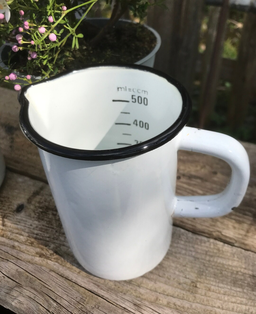 Vintage Enamel Measuring Cup Garden Decoration - Etsy