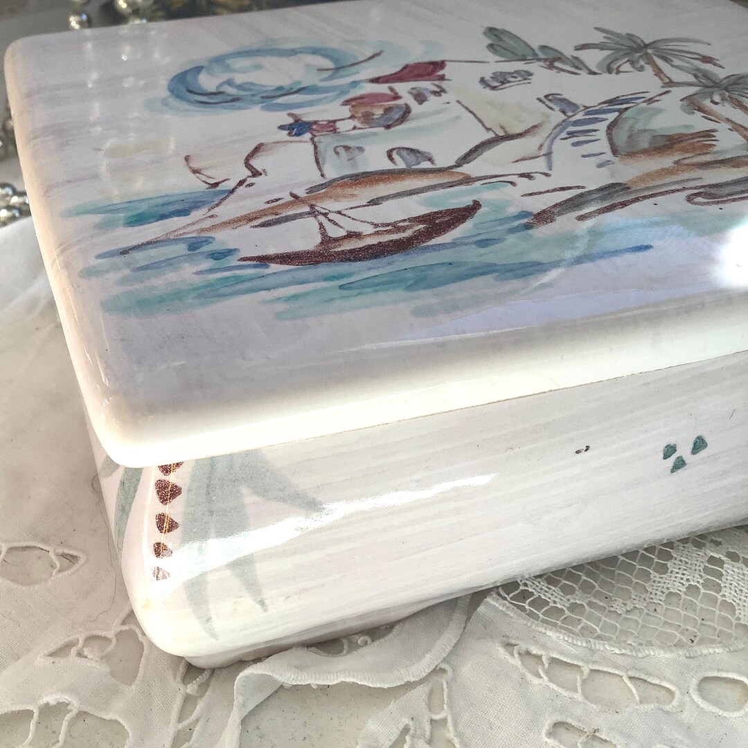 Vintage Ceramic Tin Beach Scene Lidded Tin - Etsy UK