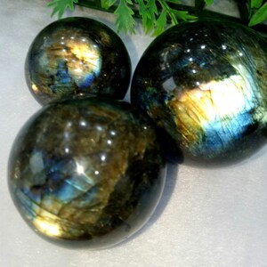 Labradorite Stone Sphere Ball Orb 40 MM-100 Garm to 150 Garm Want to ...