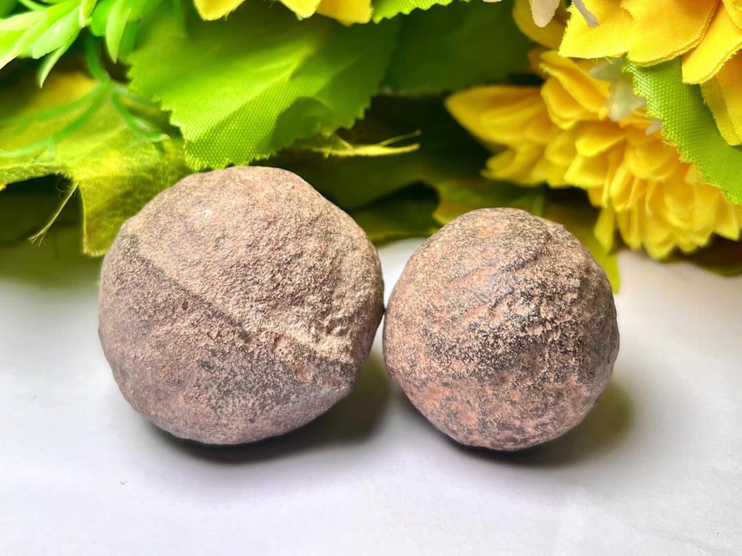 MOQUI MARBLE Stone 'male/female' Pair Shaman Stone 181 Gram for Balance ...