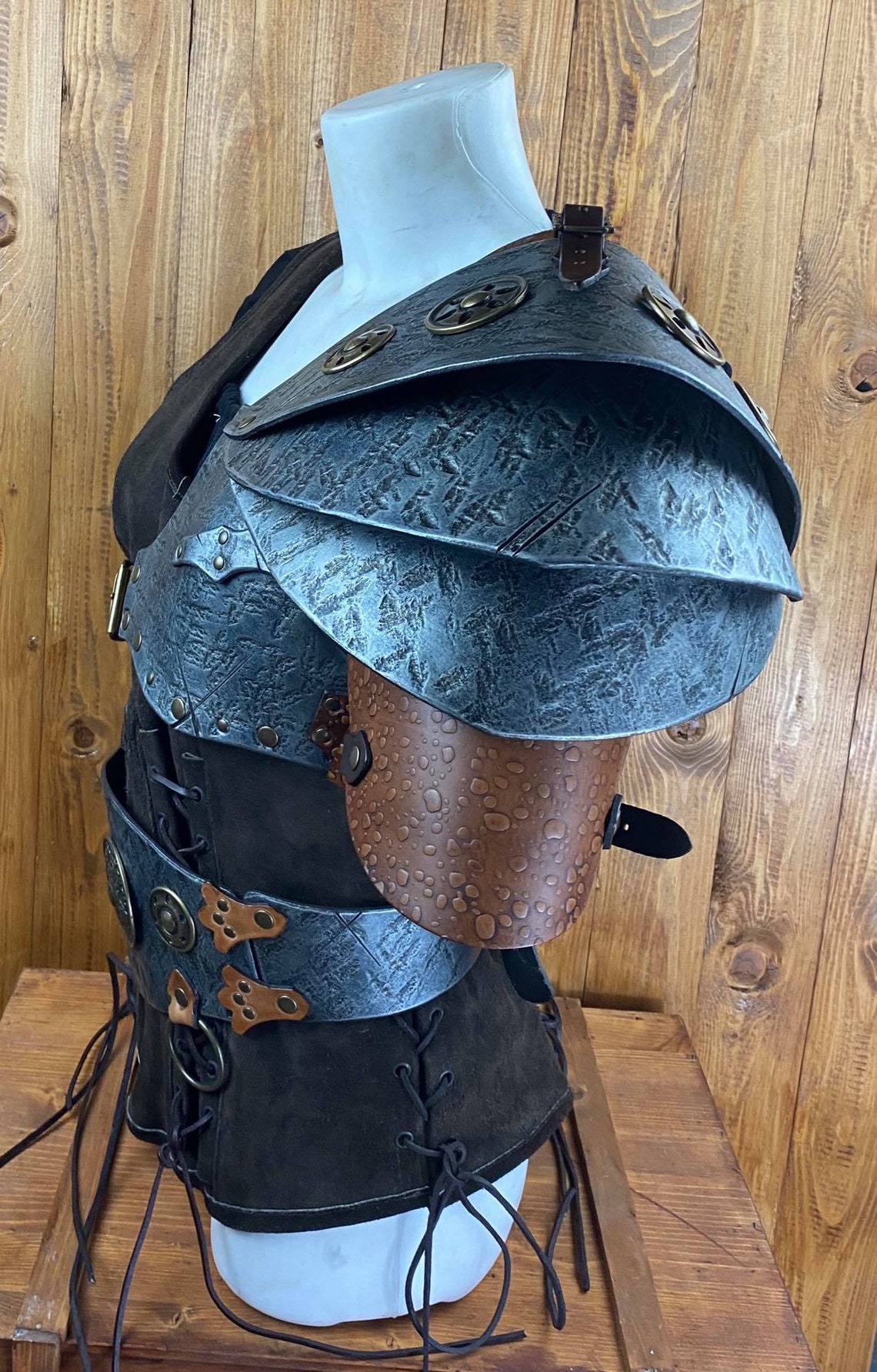 Leather Barbaric Female Armor Perfect for Cosplay and Role - Etsy Australia