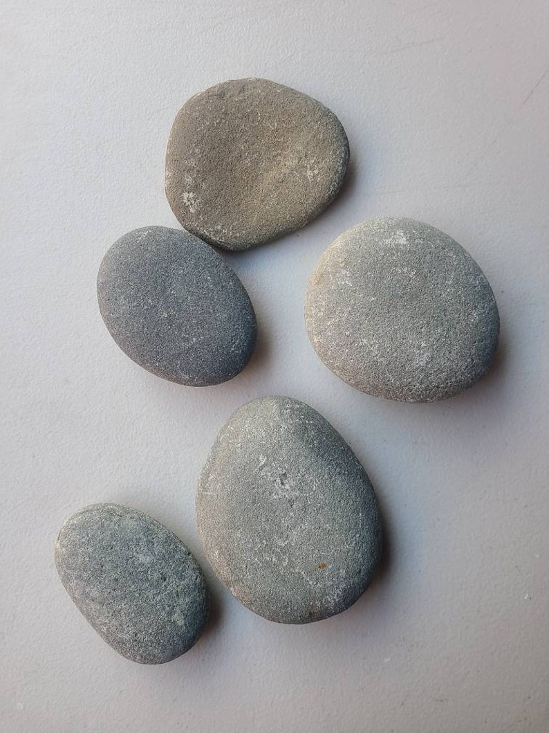 10 Flat Rocks 4 Inchs to 5 Inches Flat Medium Rocks Cairn - Etsy