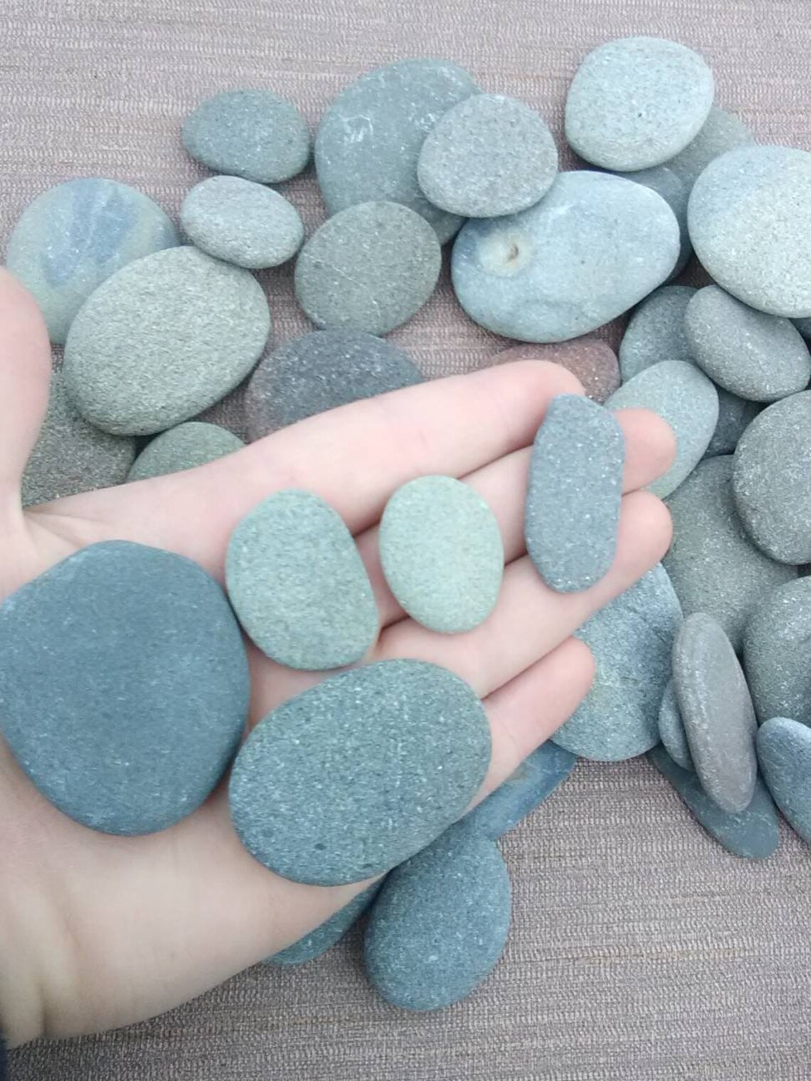 1 Flat Rock 1 Inch to 2 Inch Flat Stones Cairn Stones PNW | Etsy