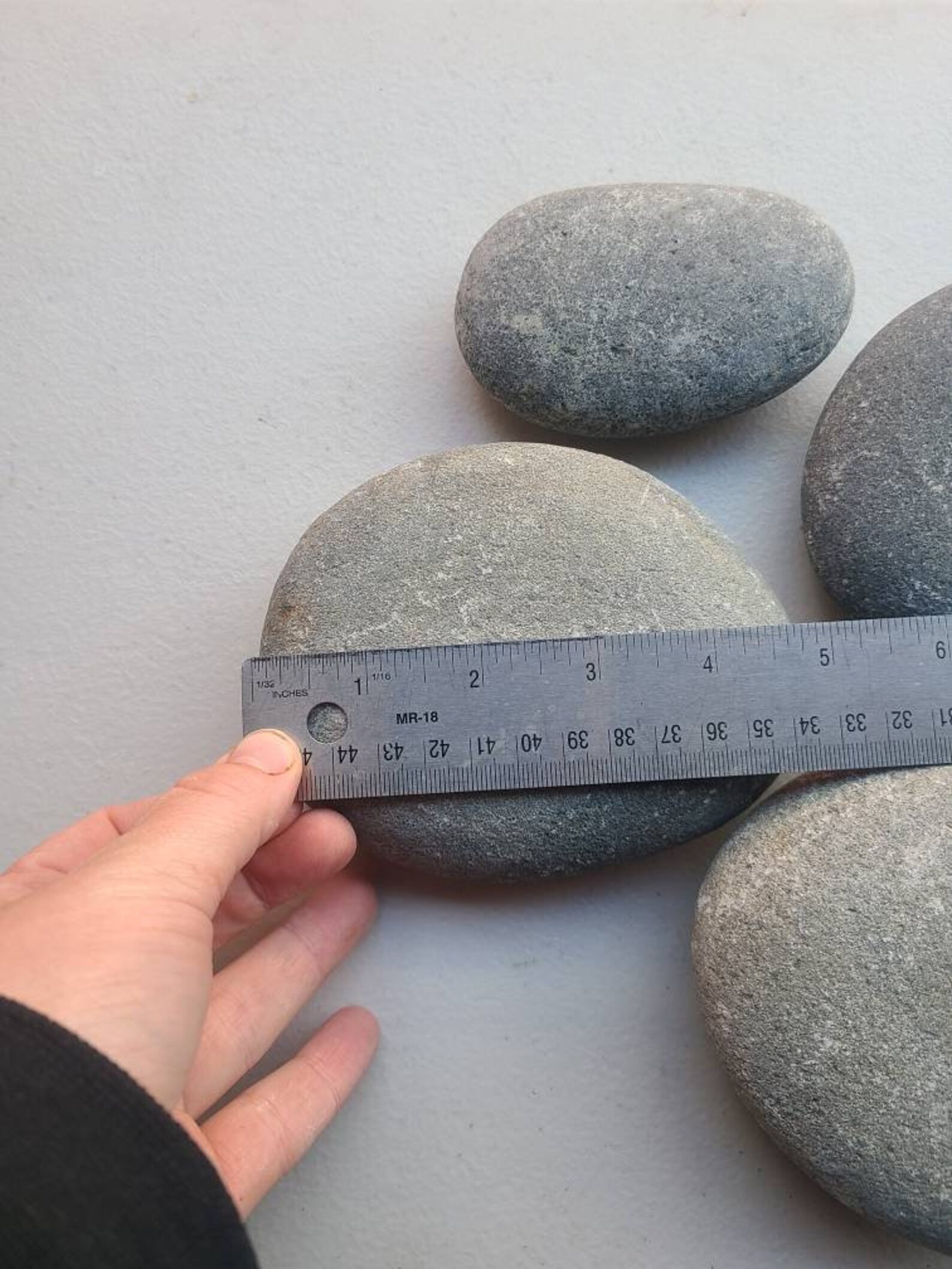 20 Flat Rocks 4 Inchs to 5 Inches Flat Medium Rocks Cairn - Etsy