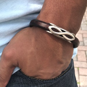 Men's Brown Leather Infinity Bracelet - Etsy