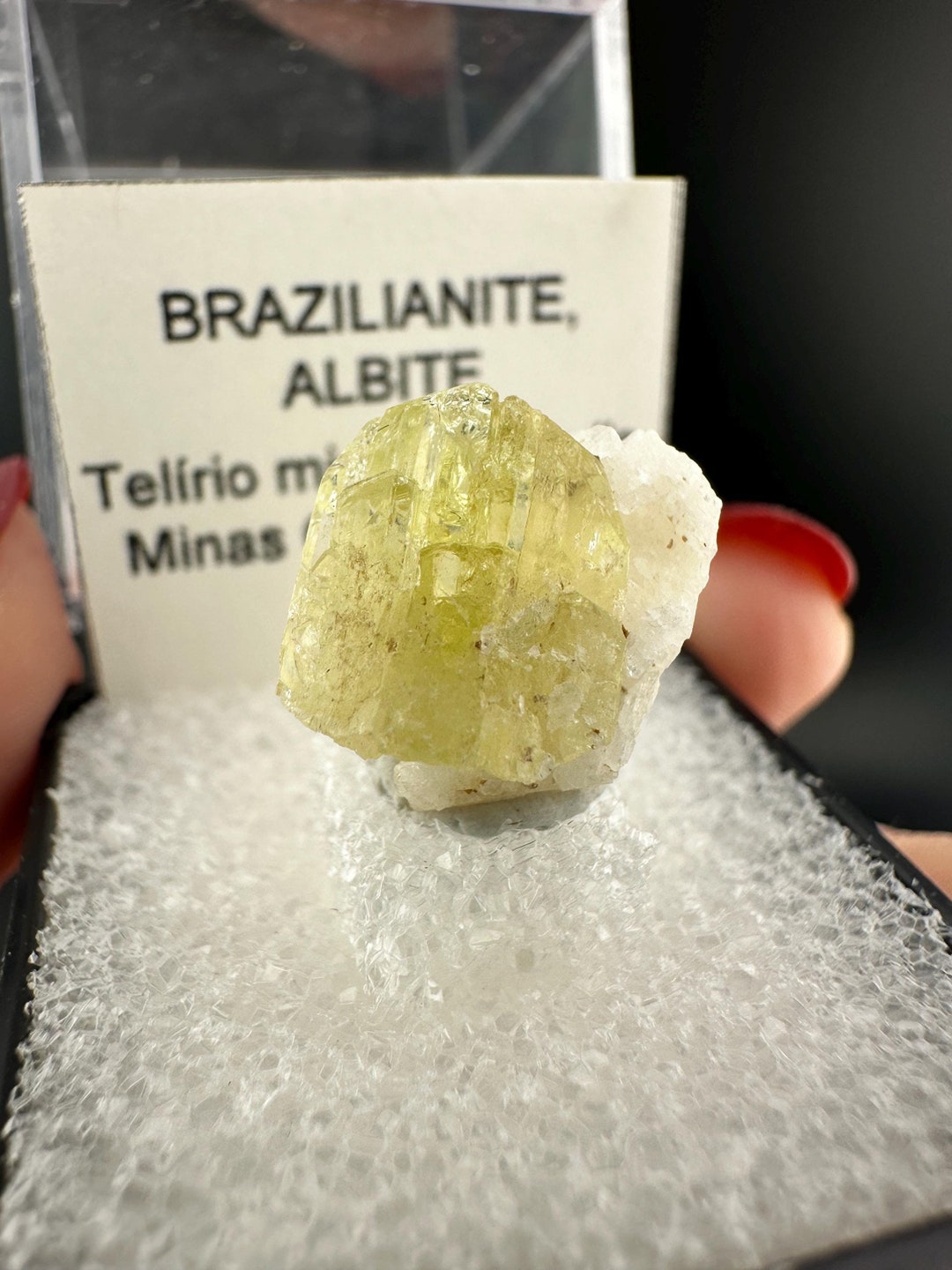 Brazilianite, Albite - Thumbnail Crystal - Telírio Mine, Linópolis ...