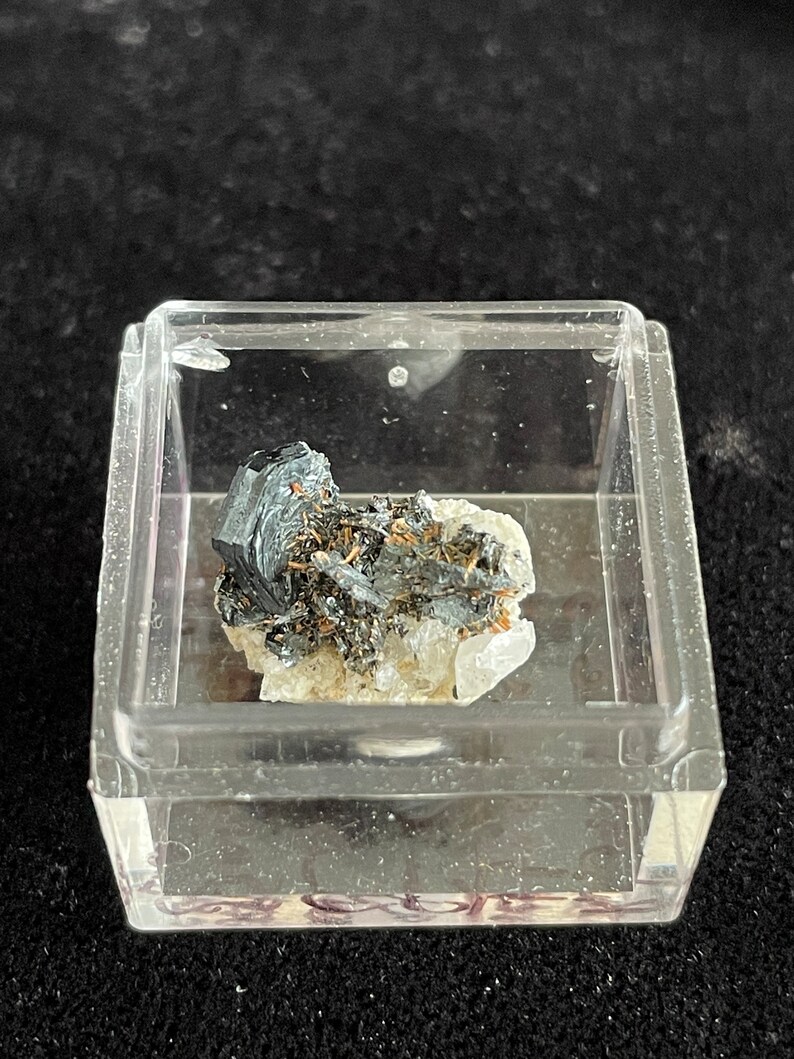 Rutile on Hematite - Micromount Crystal - Cavaradi - Canton Uri ...