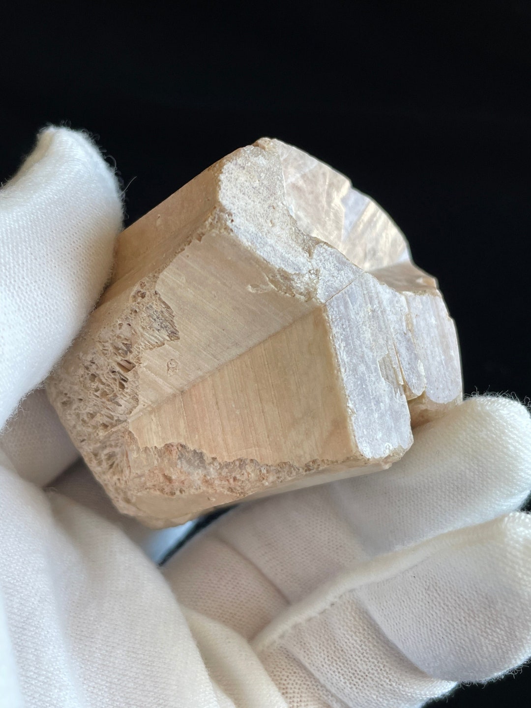 Orthoclase/ Albite moonstone 4-lung Baveno Twin drill Bit Twin ...