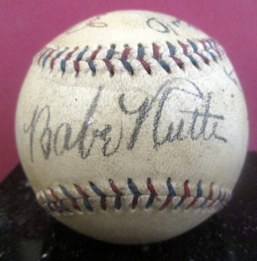 1928 Murderer's Row Replica Autographed Baseball W/ Rurh, Gehrig, Combs ...