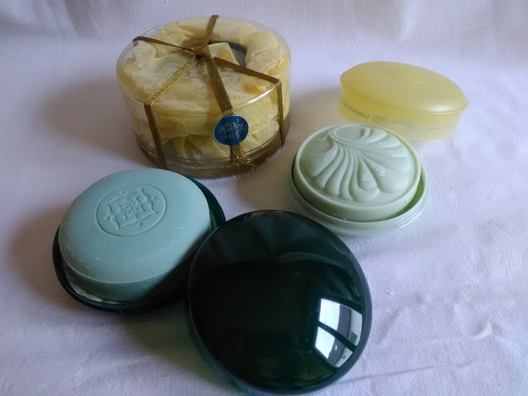 Vintage Soaps in Pretty Gift Wrapping 1980s - Etsy