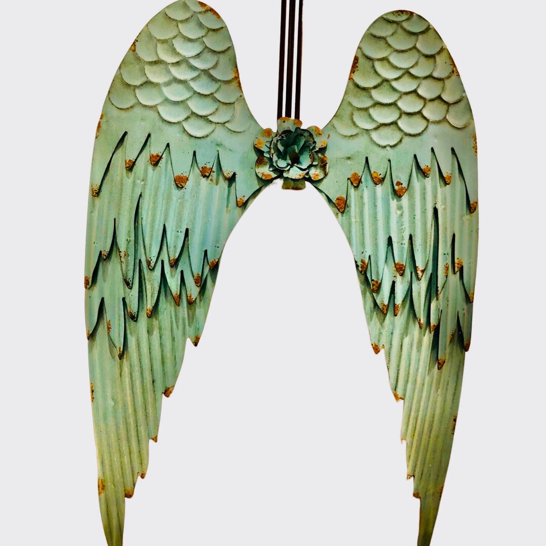 Rustic Metal Angel Wings Wreath: Distressed Memorial Wall Art (27x17 ...